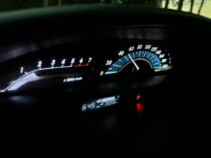 Low Oil Pressure Light: What It Means, Why It Happens & How to Fix It